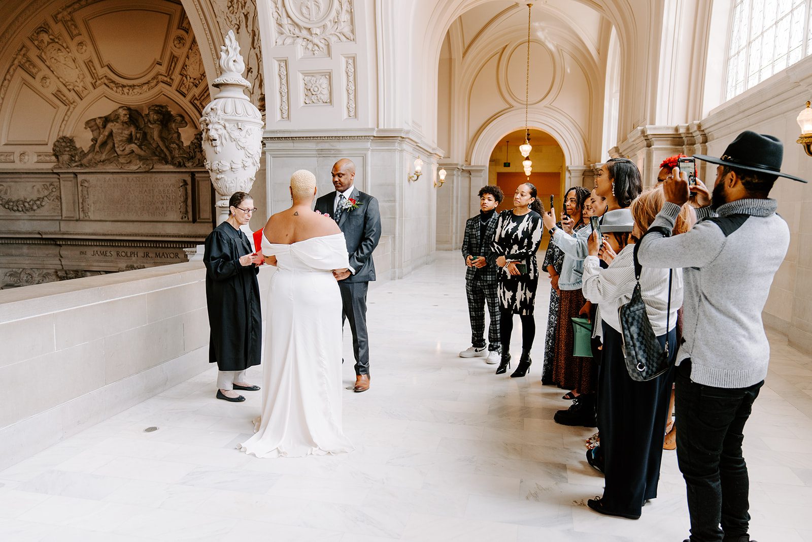 Complete Guide to Getting Married in San Francisco City Hall in 2023